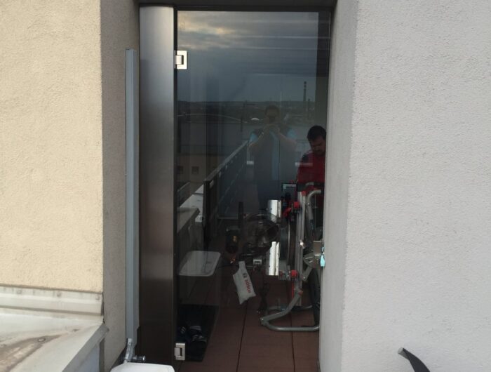 Bezrámové zasklení Patio Liberty Deluxe a dveře | Karásek