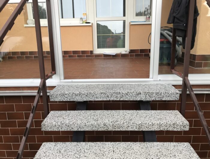 Hliníková veranda - malá zimní zahrada Elox a sklo | Karásek